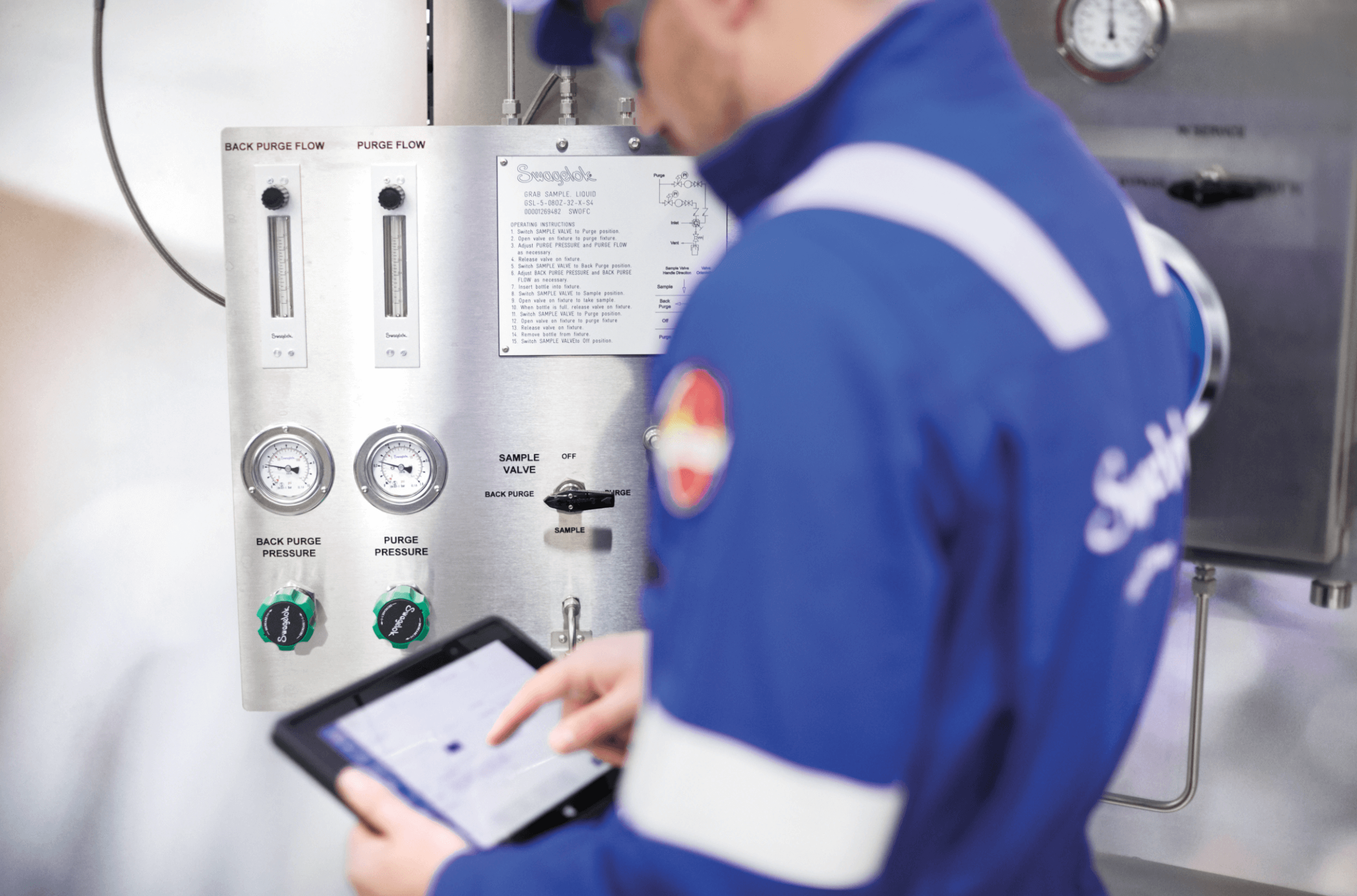Improve Your Engineering Field Services Benchmarking KPIs This Year
